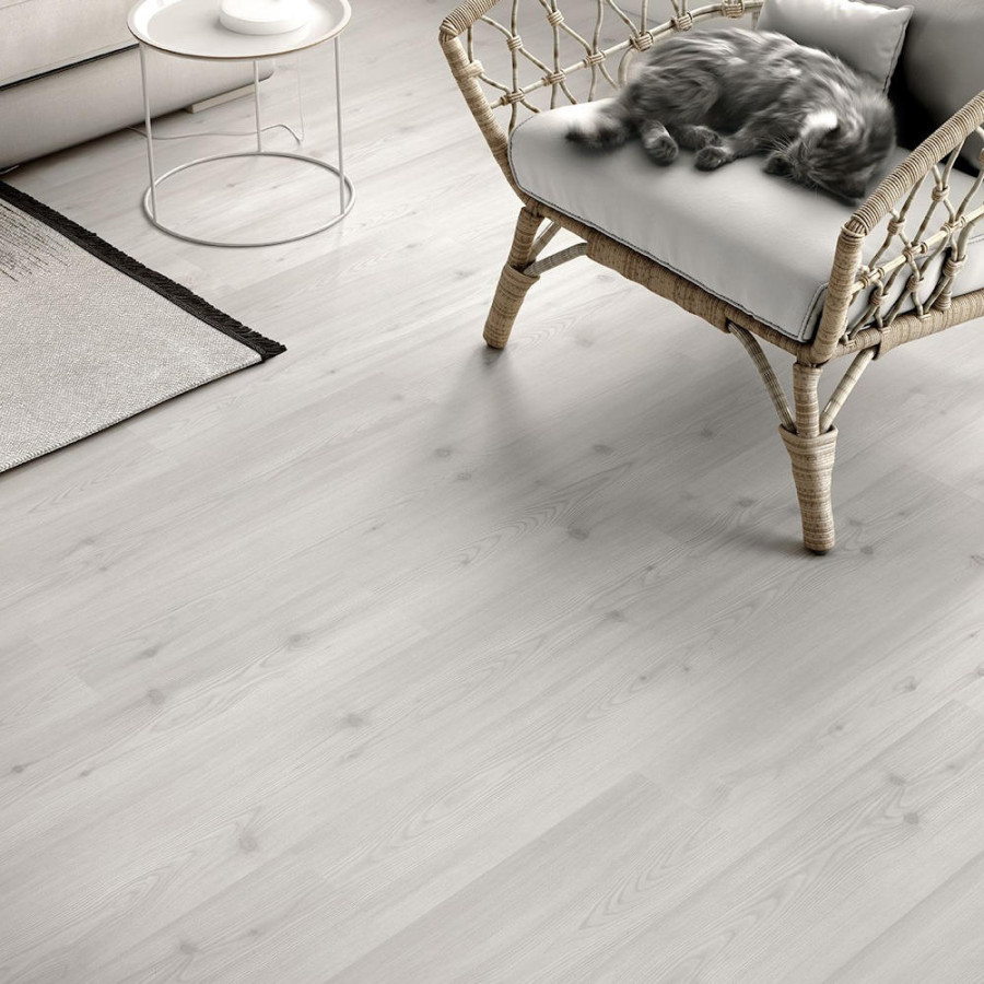 Lofoten Pine - Finfloor Original AC5 Rated Laminate Flooring